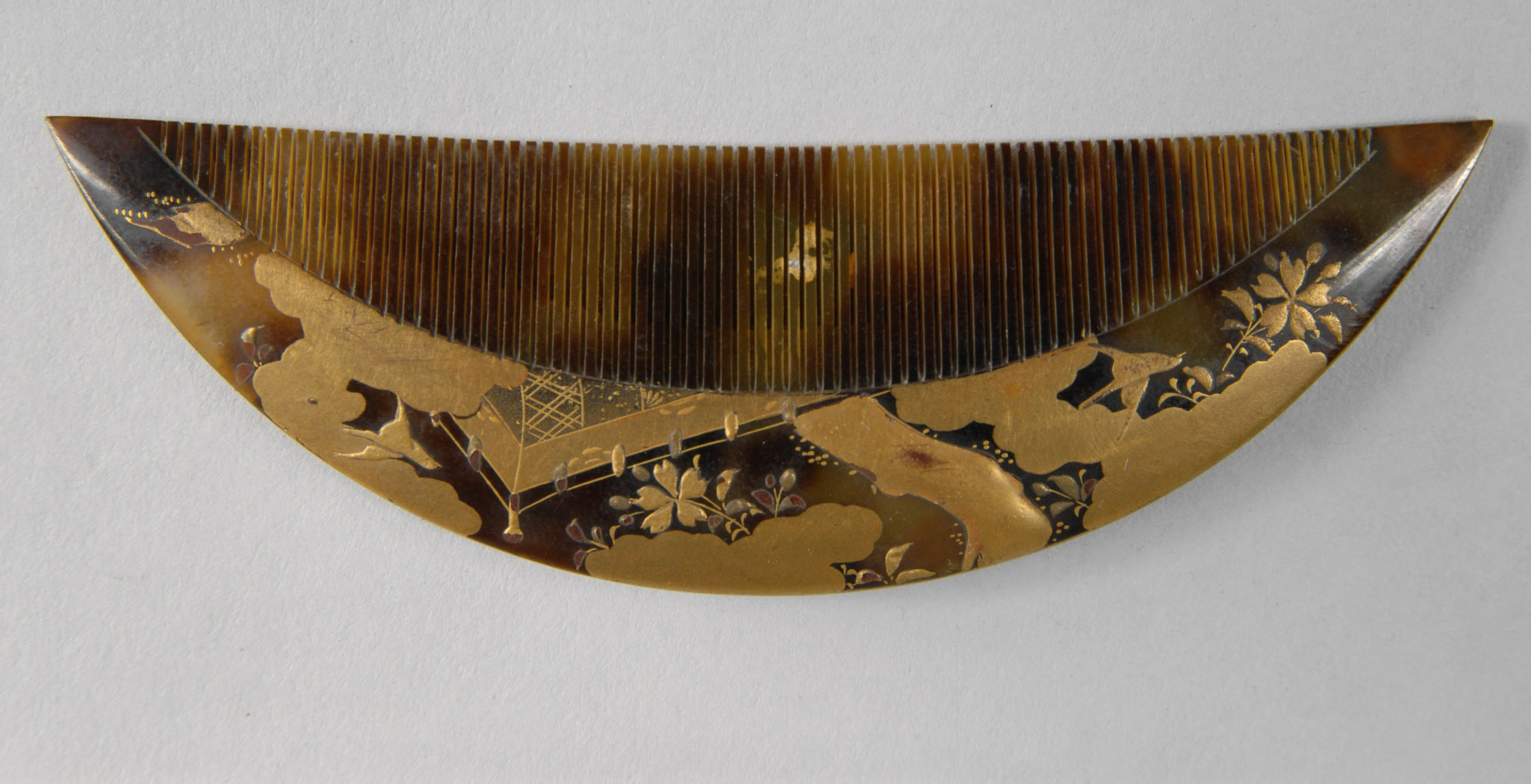 Ornamental comb - Online Collection - Weltmuseum Wien